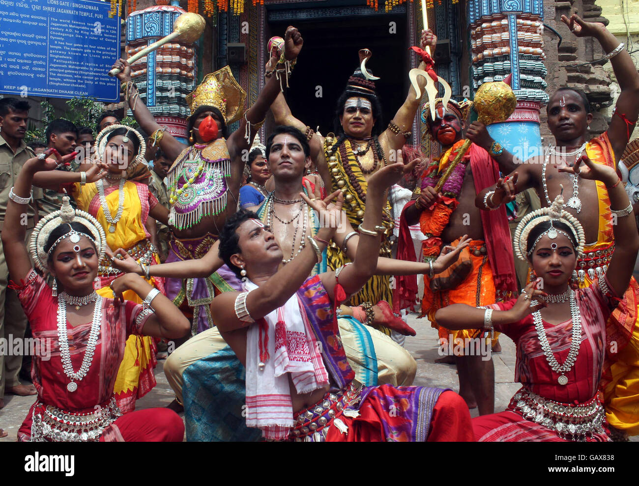 Rath yatra chariot festival puri hi-res stock photography and images ...