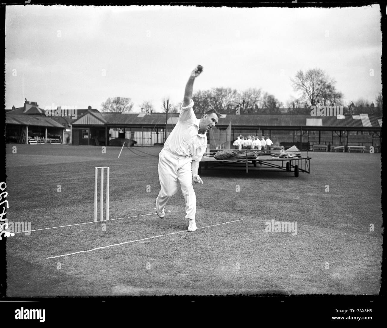 John reid cricket hi-res stock photography and images - Alamy