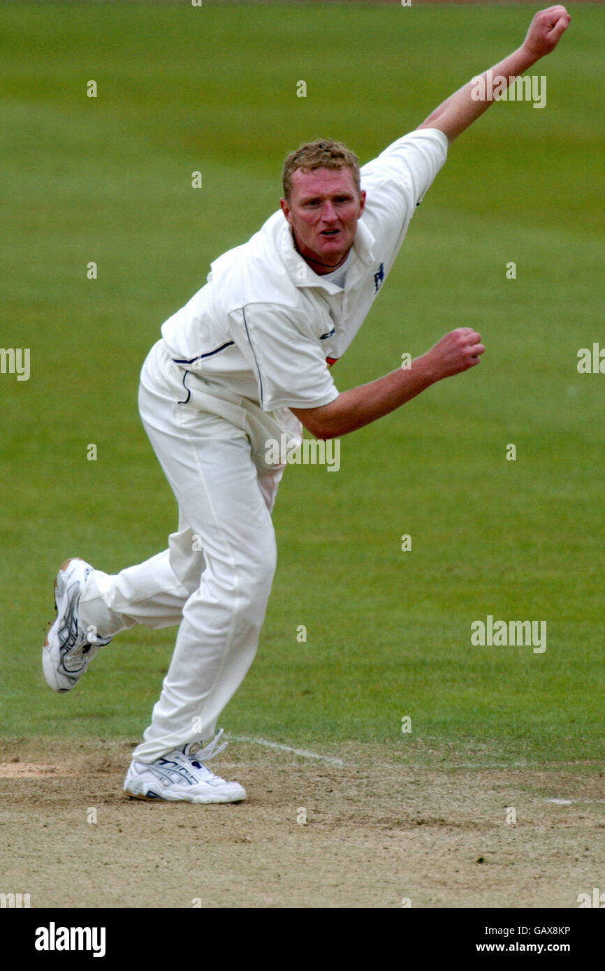 Cricket dougie brown hi-res stock photography and images - Alamy