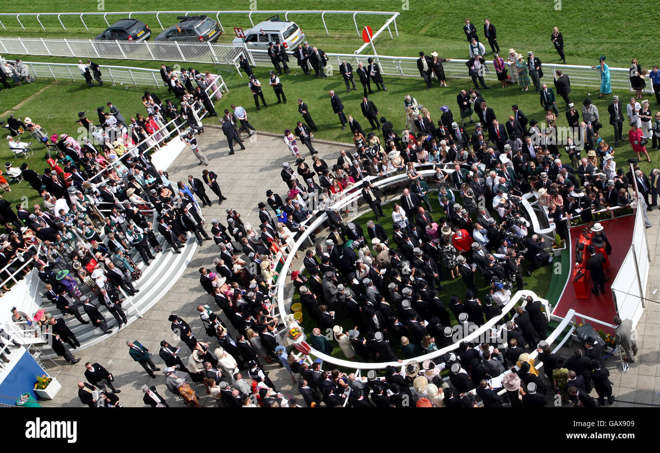 A general view fo winners enclosure epsom downs racecourse hi-res stock ...