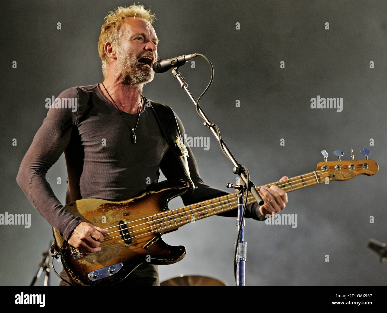 Sting singer hi-res stock photography and images - Alamy