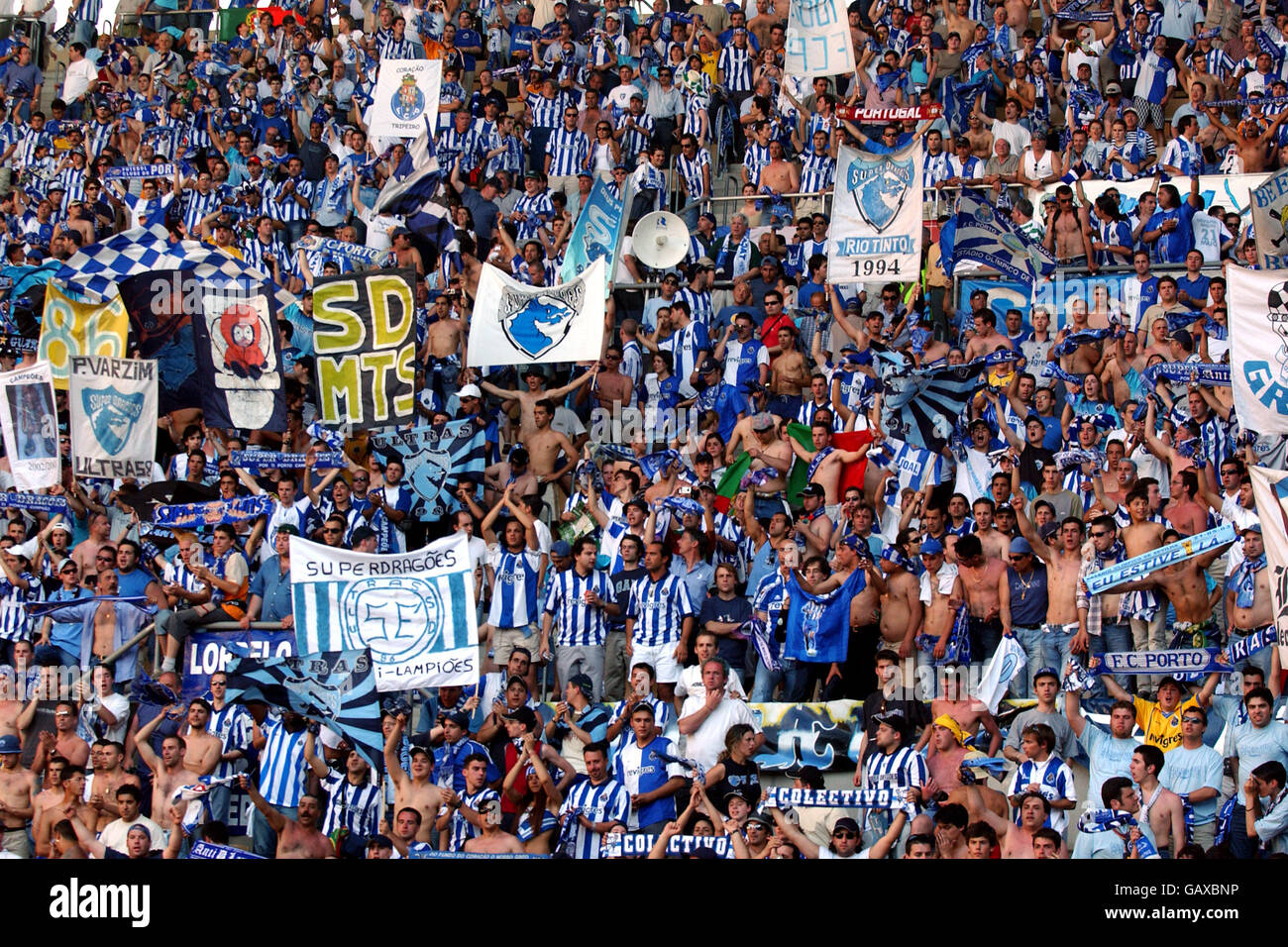 Soccer - UEFA Cup Final - Celtic v FC Porto. FC Porto fans soak up the ...