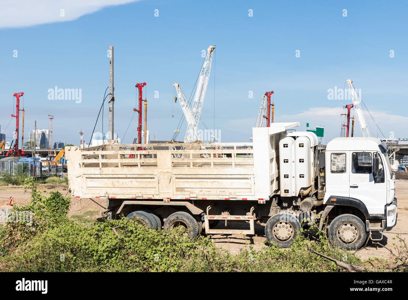 Heavy equipment parking hi-res stock photography and images - Alamy