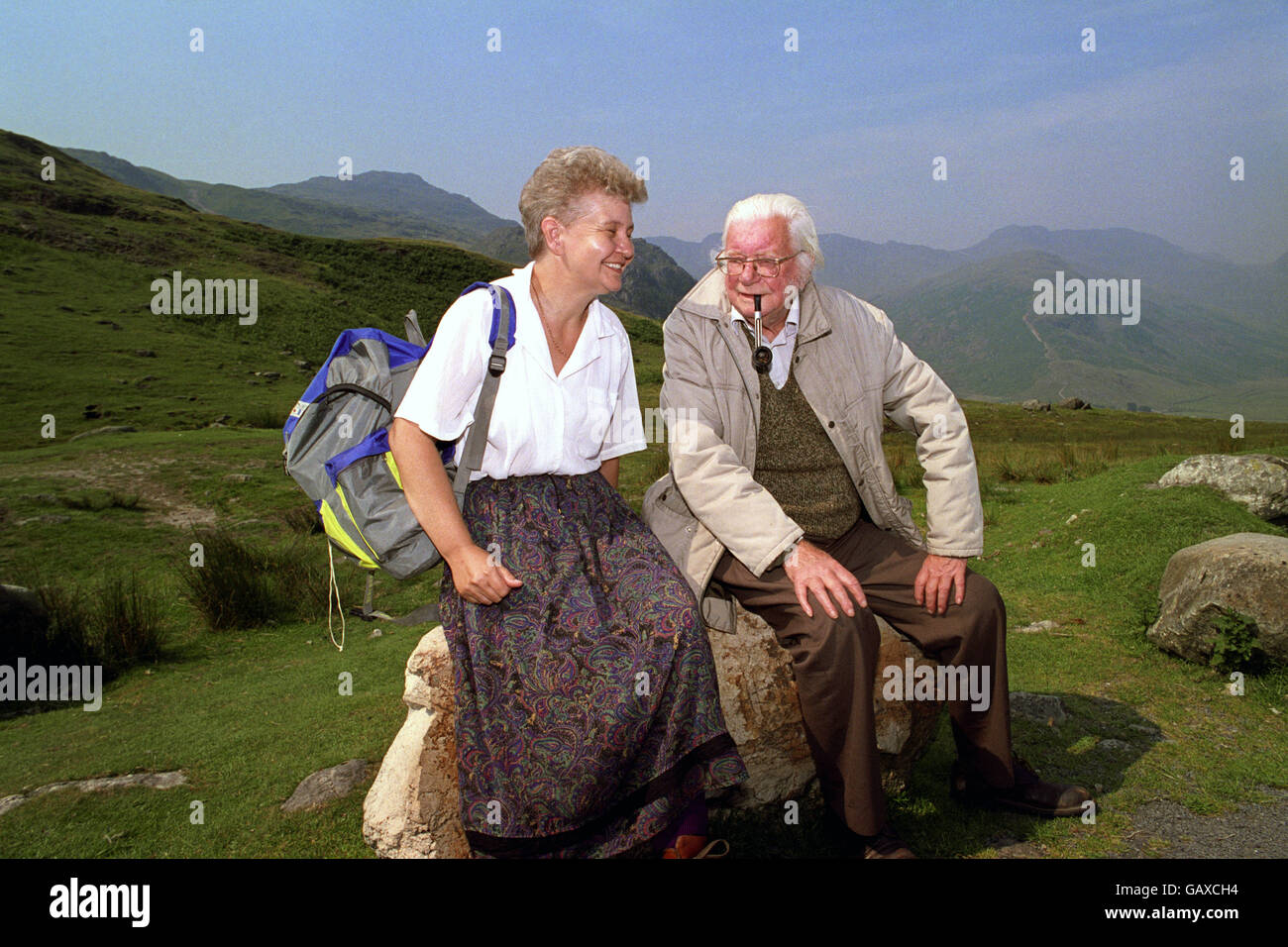 Author and fellwalker Alfred Wainwright with Sonia Harvey in the Lake ...