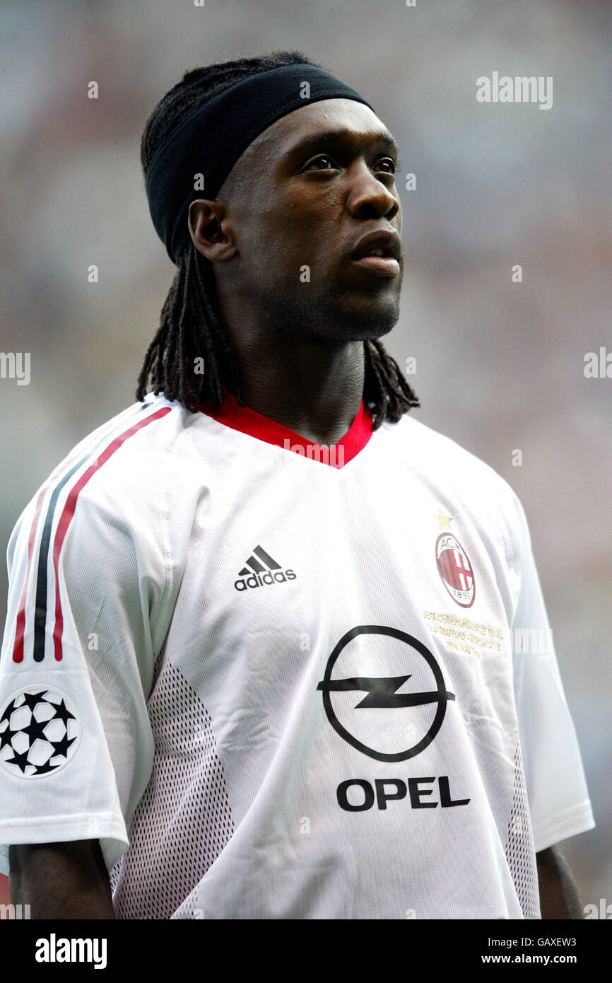 Clarence seedorf champions league hi-res stock photography and images ...