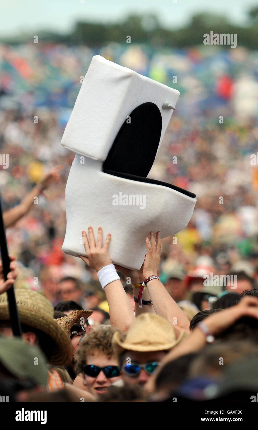 Festival toilet glastonbury hi-res stock photography and images - Alamy