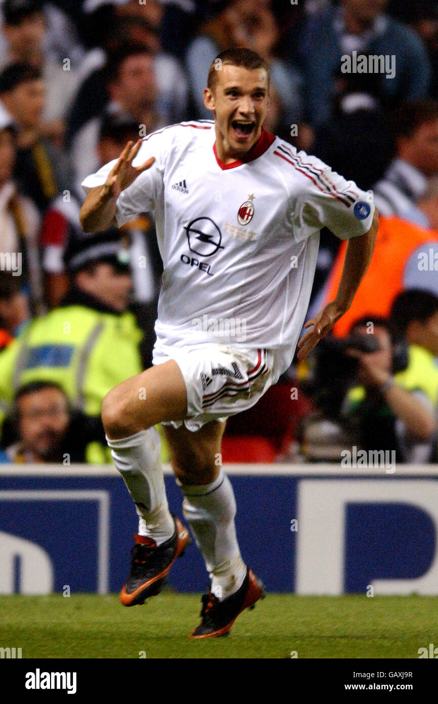 AC Milan's Andriy Shevchenko celebrates scoring the winning penalty ...