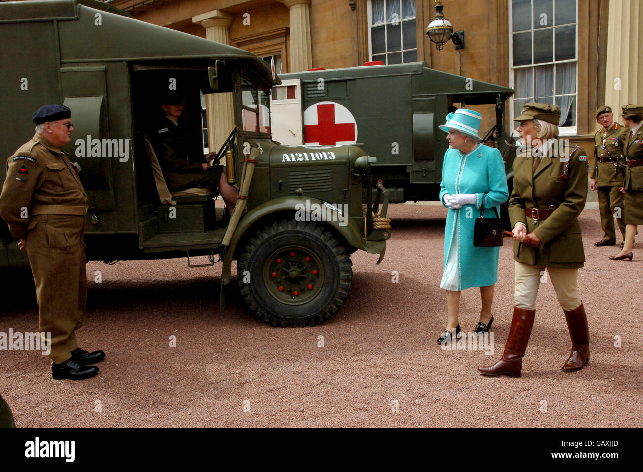 Inspects vintage vehicles used by first aid nursing yeomanry hi-res ...