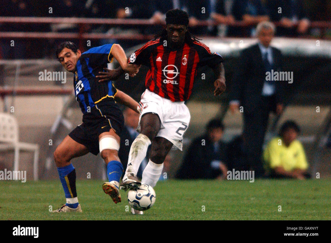 Clarence seedorf inter milan hi-res stock photography and images - Alamy