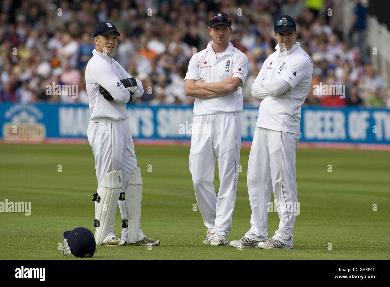 (left to right) England's Tim Ambrose, Paul Collingwood and Andrew ...