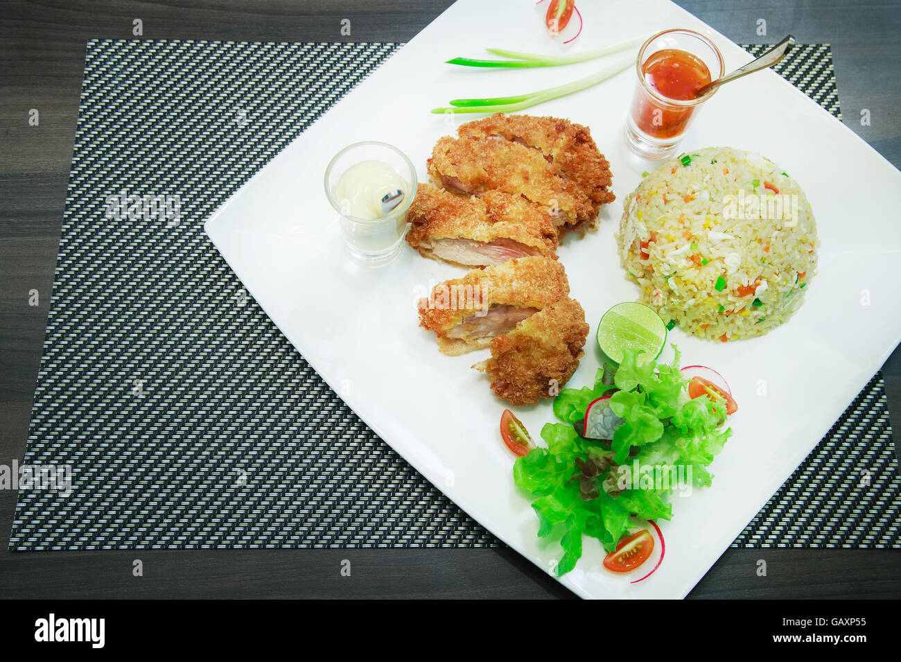 Fried chinese rice chicken hi-res stock photography and images - Alamy