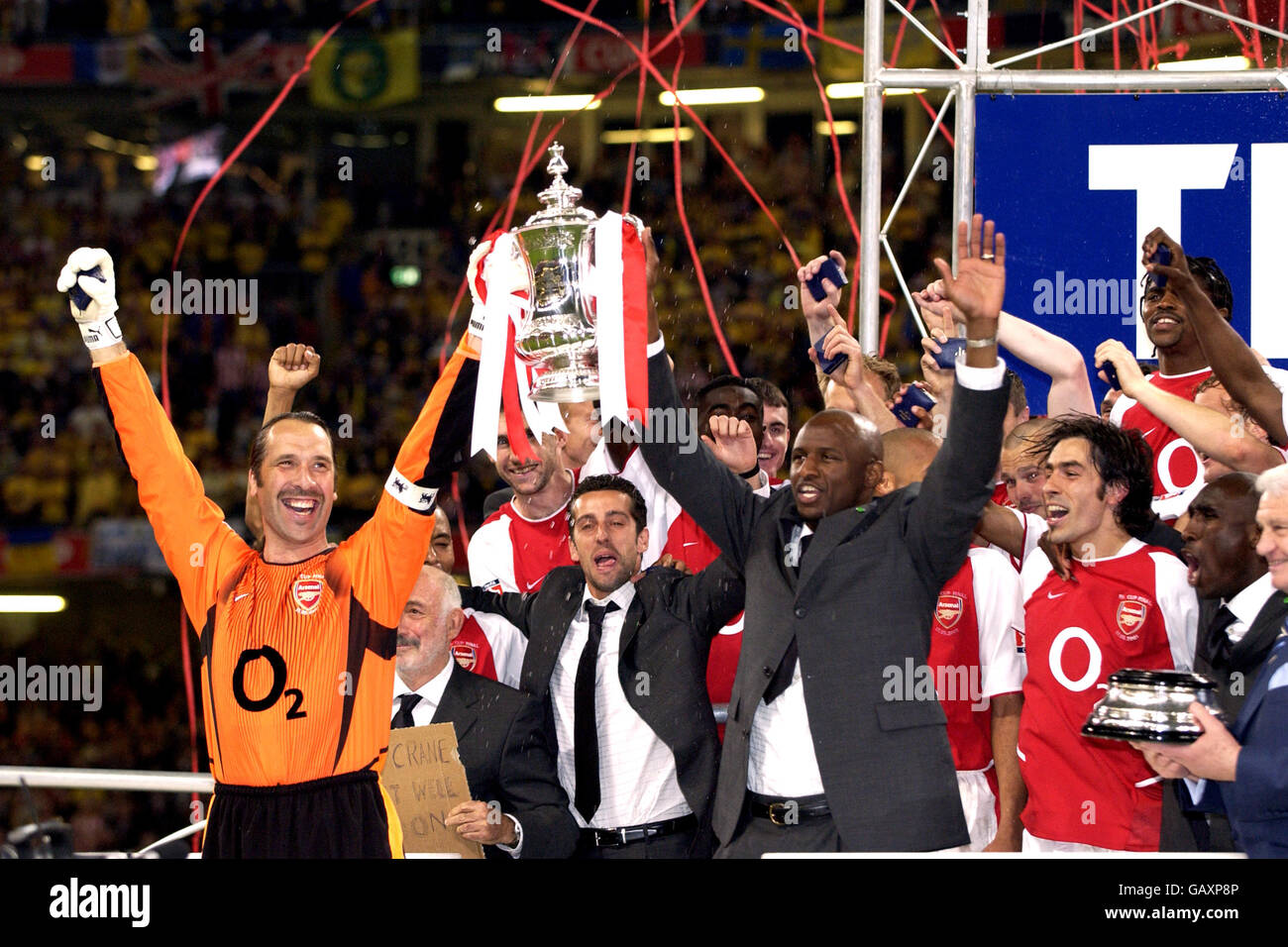 Arsenal celebrate with the FA Cup trophy (David Seaman and Patrick ...