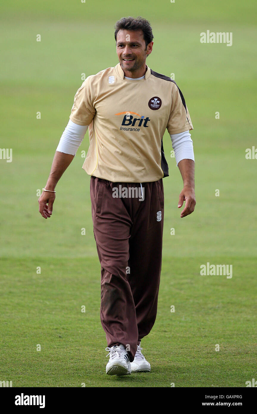 Surrey brown caps mark ramprakash during the pre match warm up hi-res ...