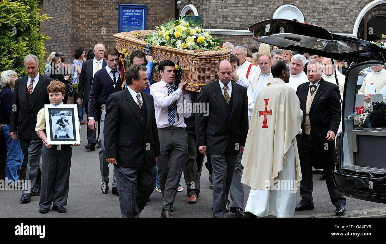 The coffin of murdered teenager Jimmy Mizen is brought out of Our Lady ...