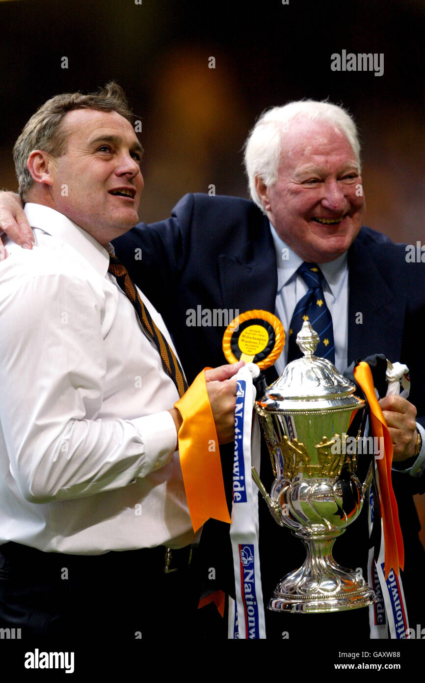 English division one trophy hi-res stock photography and images - Alamy