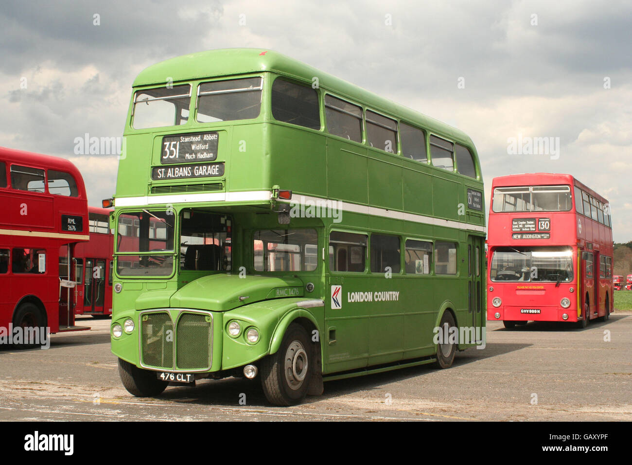 London bus 476 hi-res stock photography and images - Alamy
