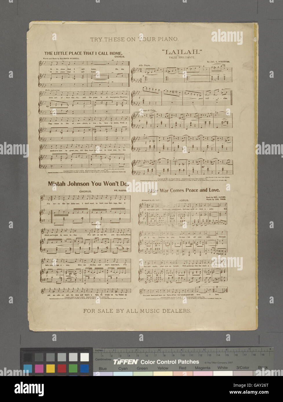 Love romantic song expressing hi-res stock photography and images - Alamy