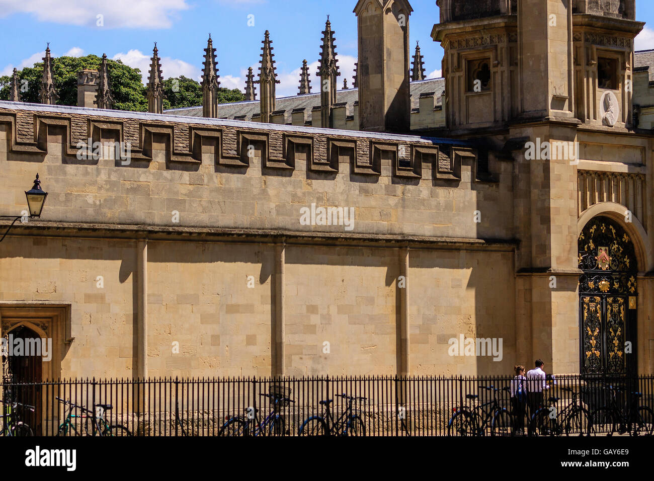 Radcliffe tower hi-res stock photography and images - Alamy
