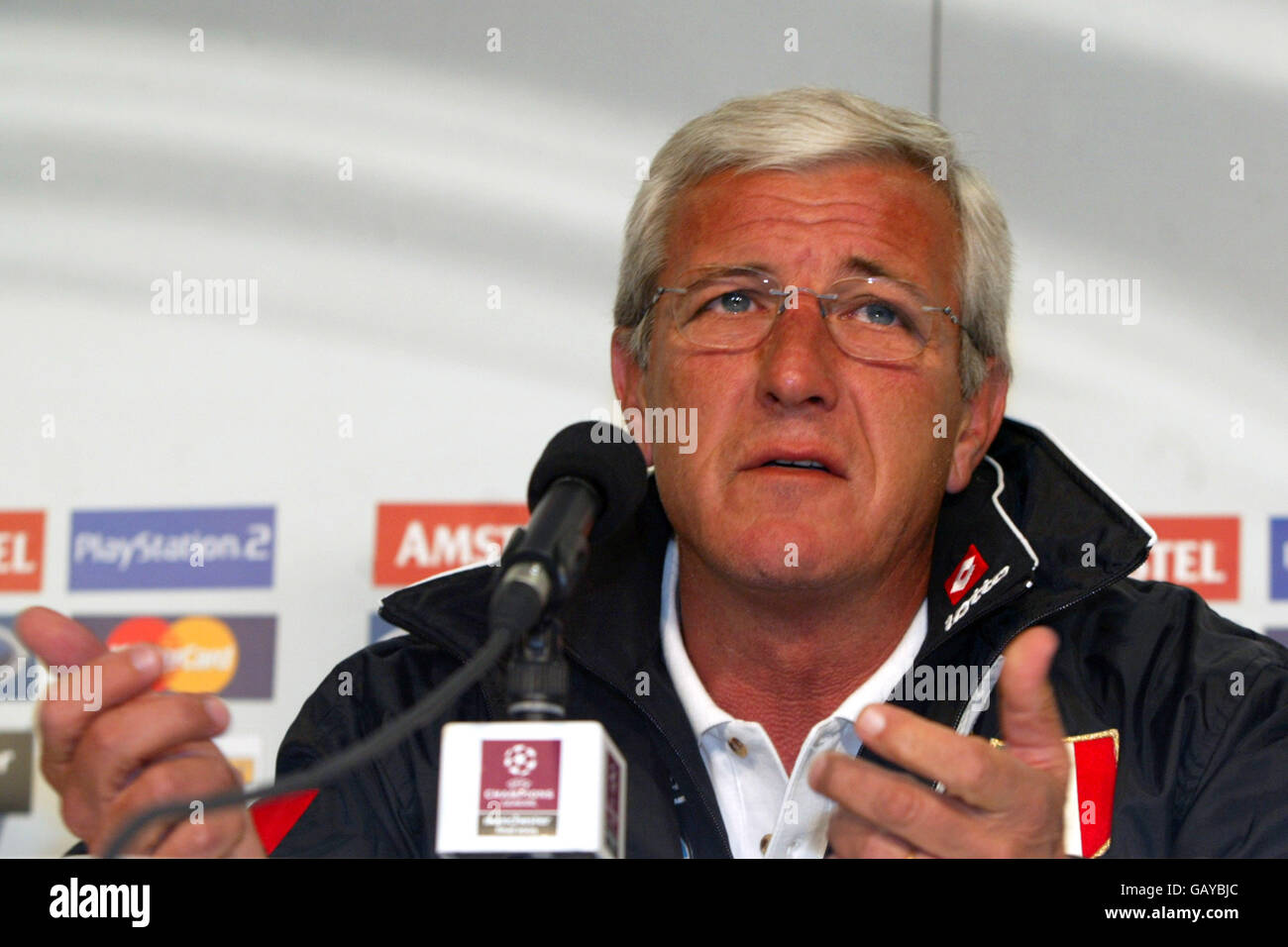 Juventus coach Marcello Lippi during the press conference Stock Photo ...