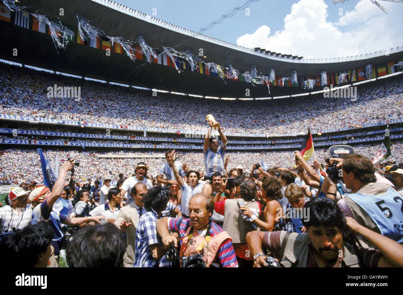 Soccer - World Cup Final 1986 Argentina v West Germany Stock Photo - Alamy