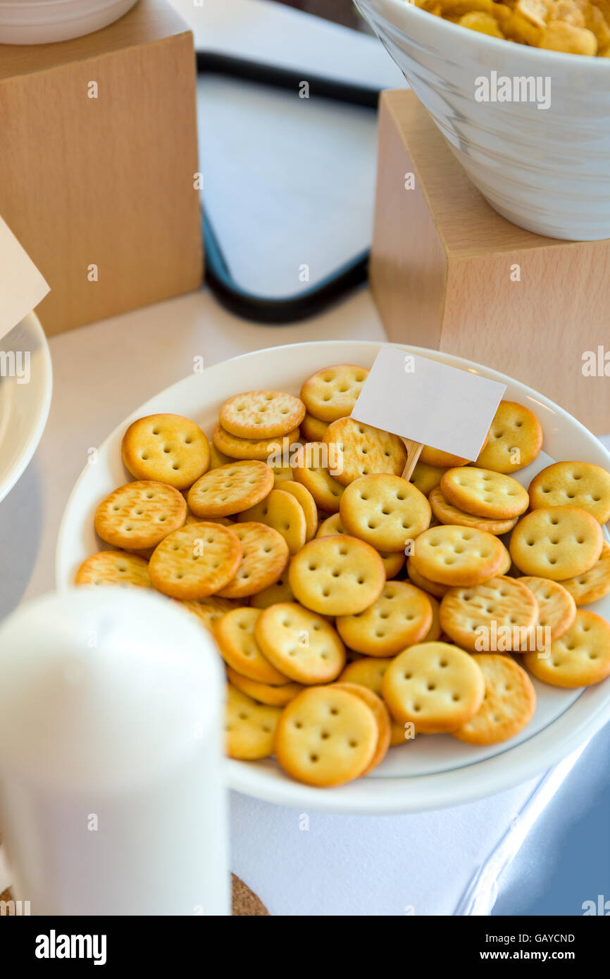White plate crackers hi-res stock photography and images - Alamy