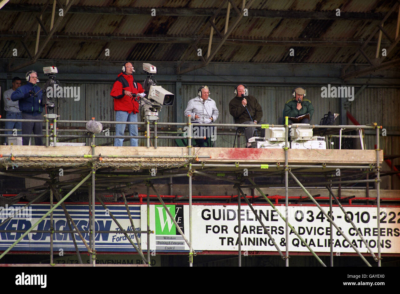 Soccer barclays league division one swindon town v portsmouth hi-res ...
