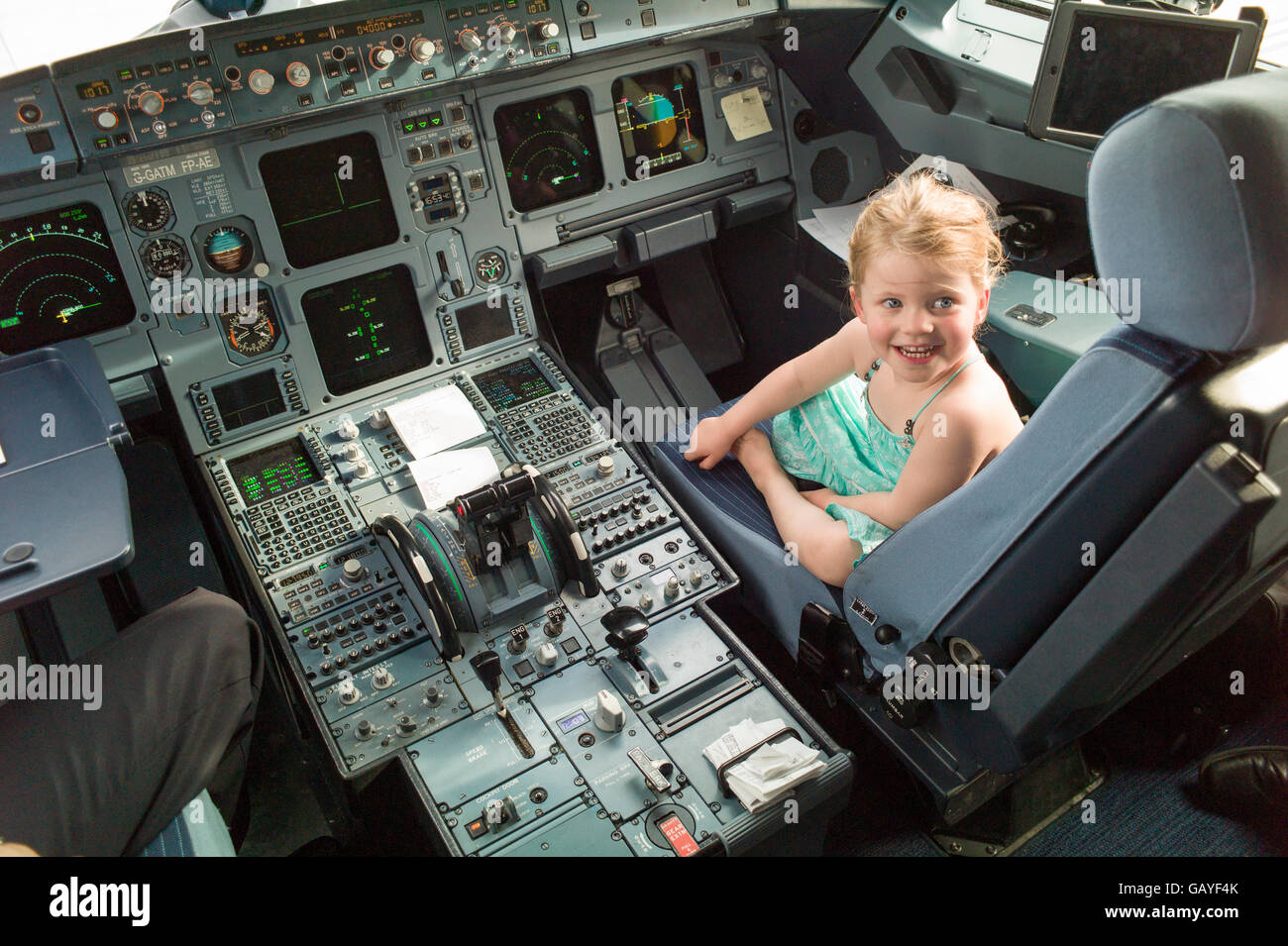 A child visits the cockpit of a Airbus A380 Stock Photo - Alamy