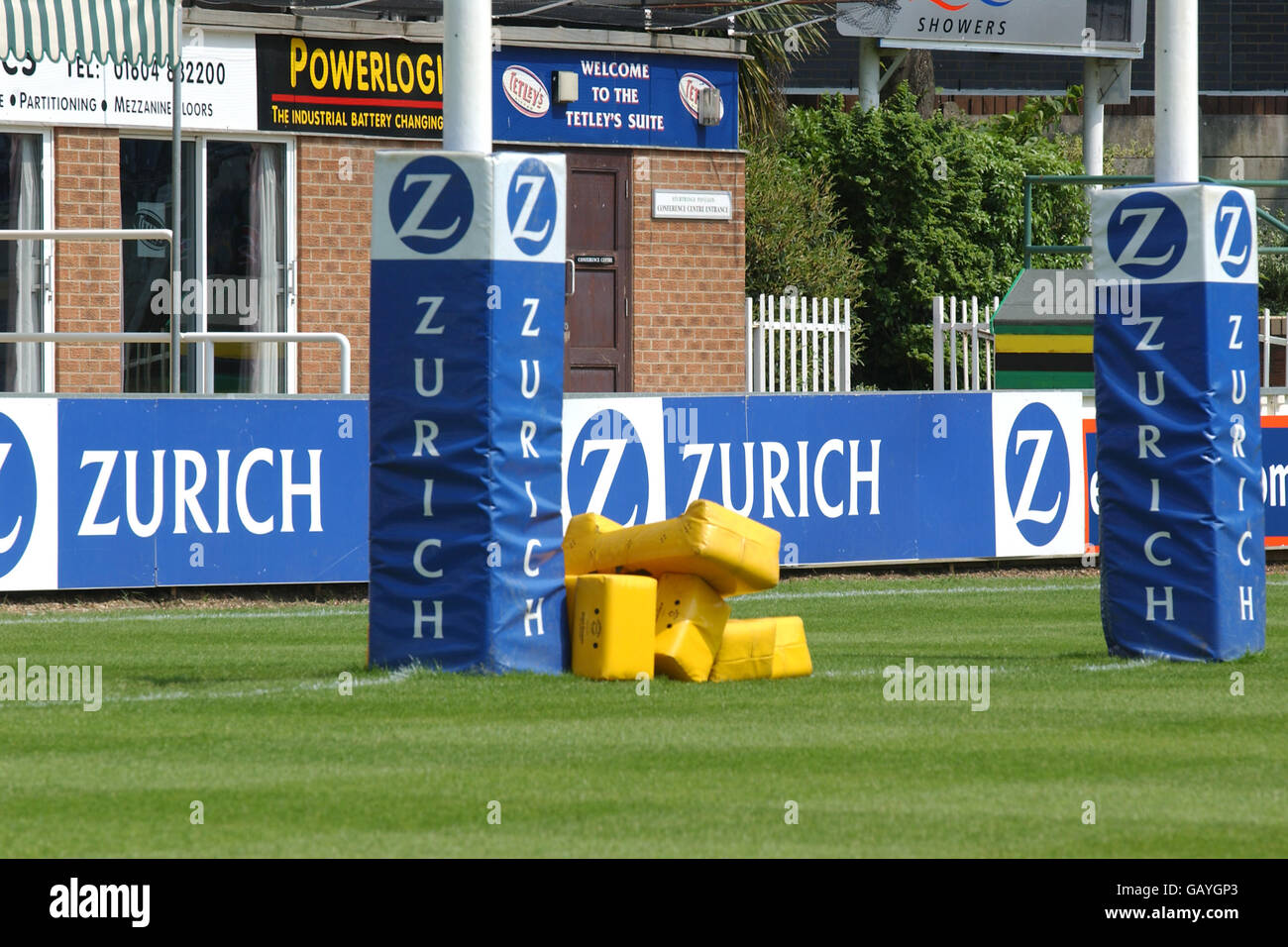Rugby posts padding hi-res stock photography and images - Alamy