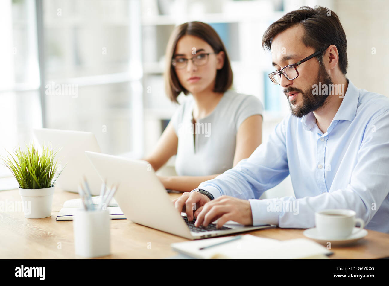 Entering data hi-res stock photography and images - Alamy