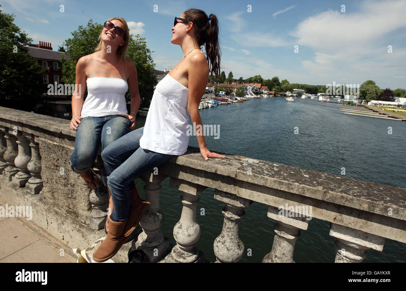 Exeter University graduates Alex Huxford, 22 and Tui McLean , 23, enjoy ...
