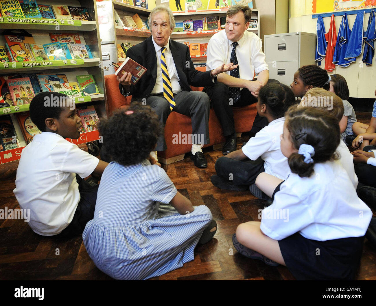 Henry Winkler (left) aka 'The Fonz' reads his book 'Hank Zipzer The ...