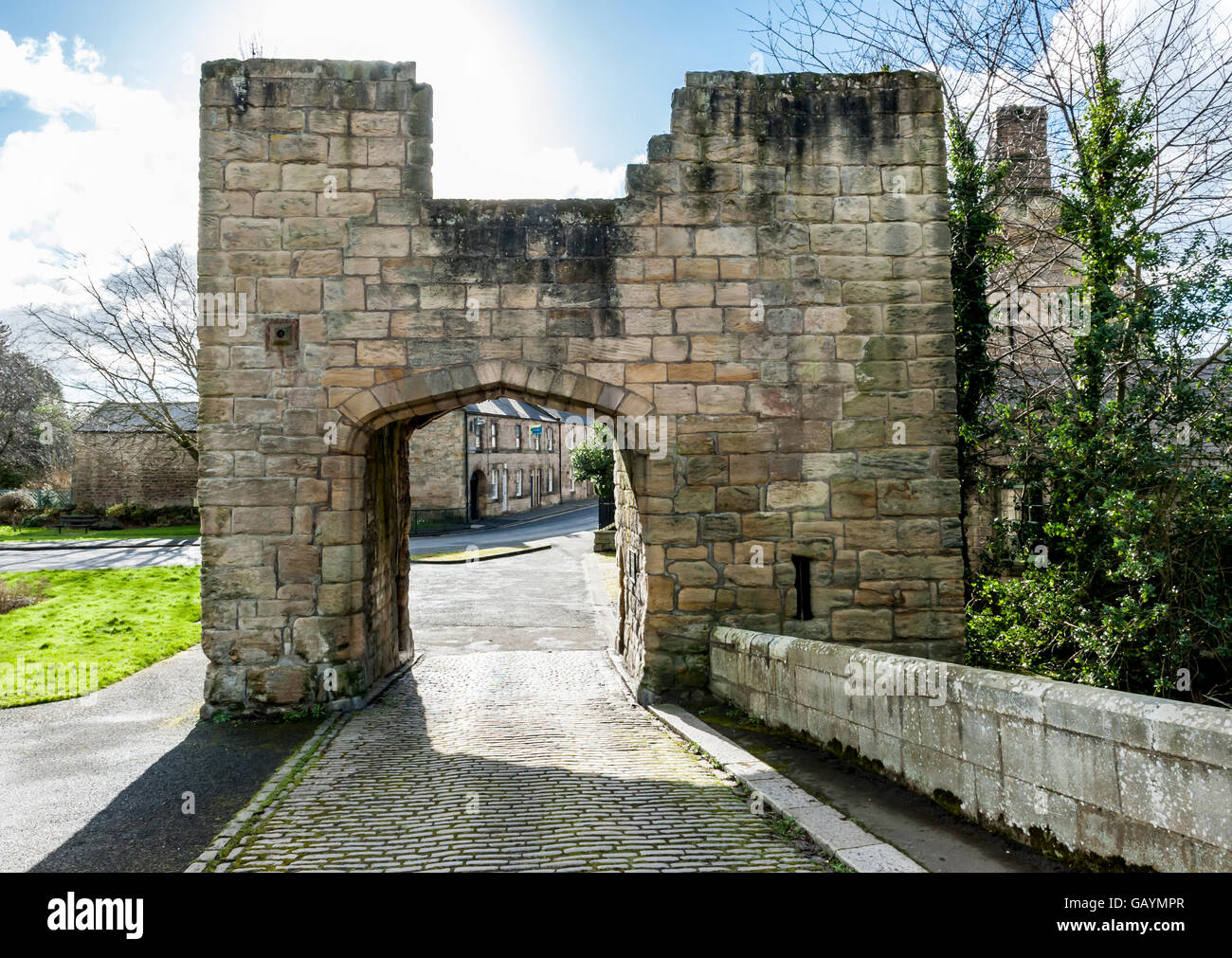 Warkworth old bridge hi-res stock photography and images - Alamy