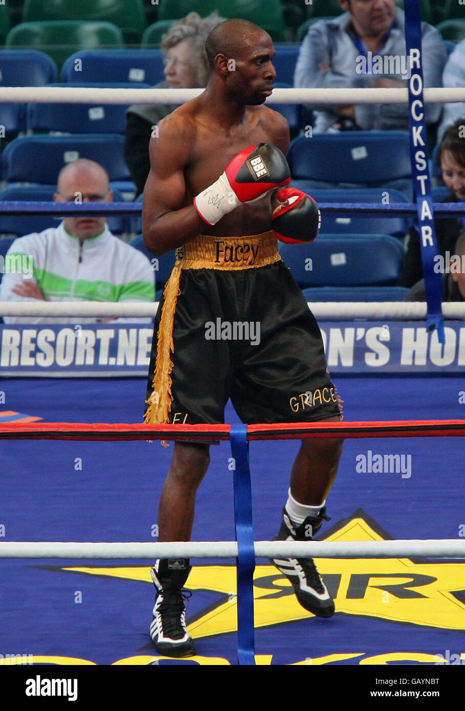 Boxing - Commonwealth Title - Matthew Hatton v Craig Watson - City Of ...