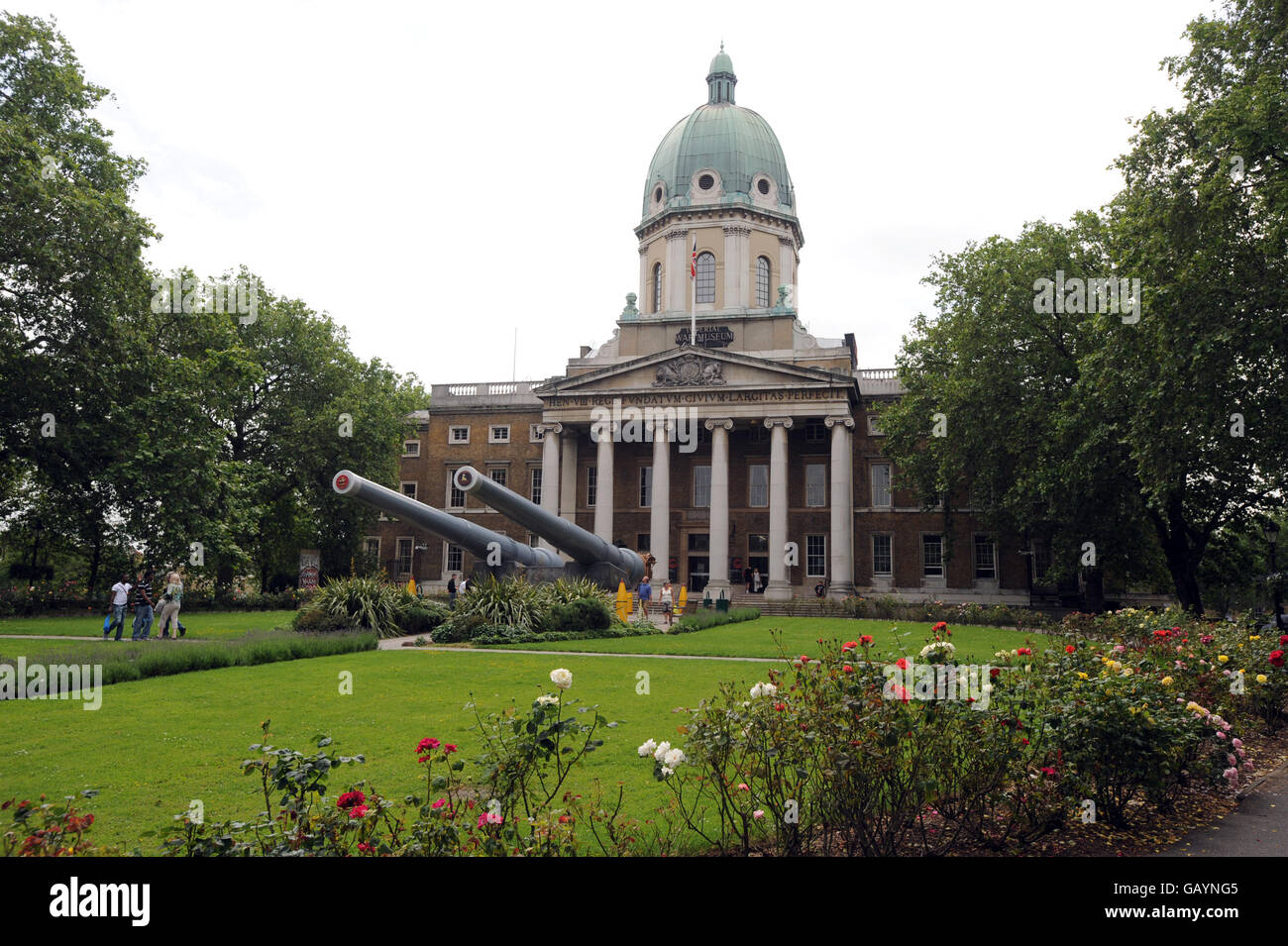 Exterior views of the imperial war museum hi-res stock photography and ...