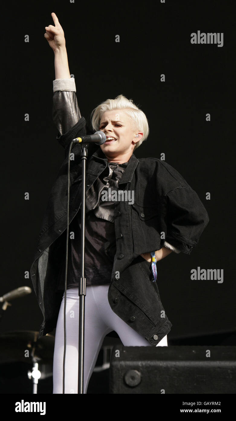 Robyn singer hi-res stock photography and images - Alamy