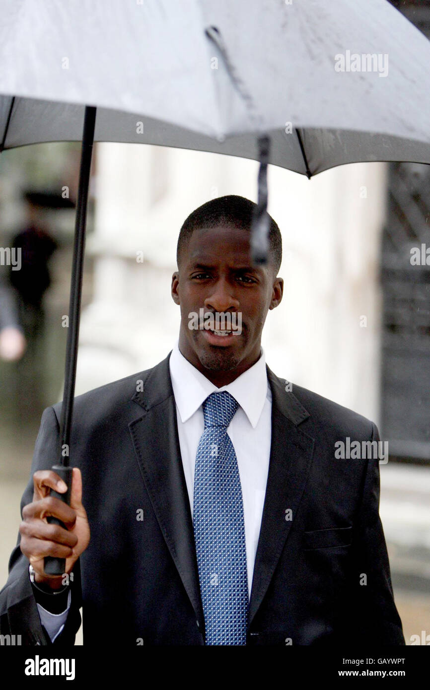 Dwain chambers olympic appeal hi-res stock photography and images - Alamy