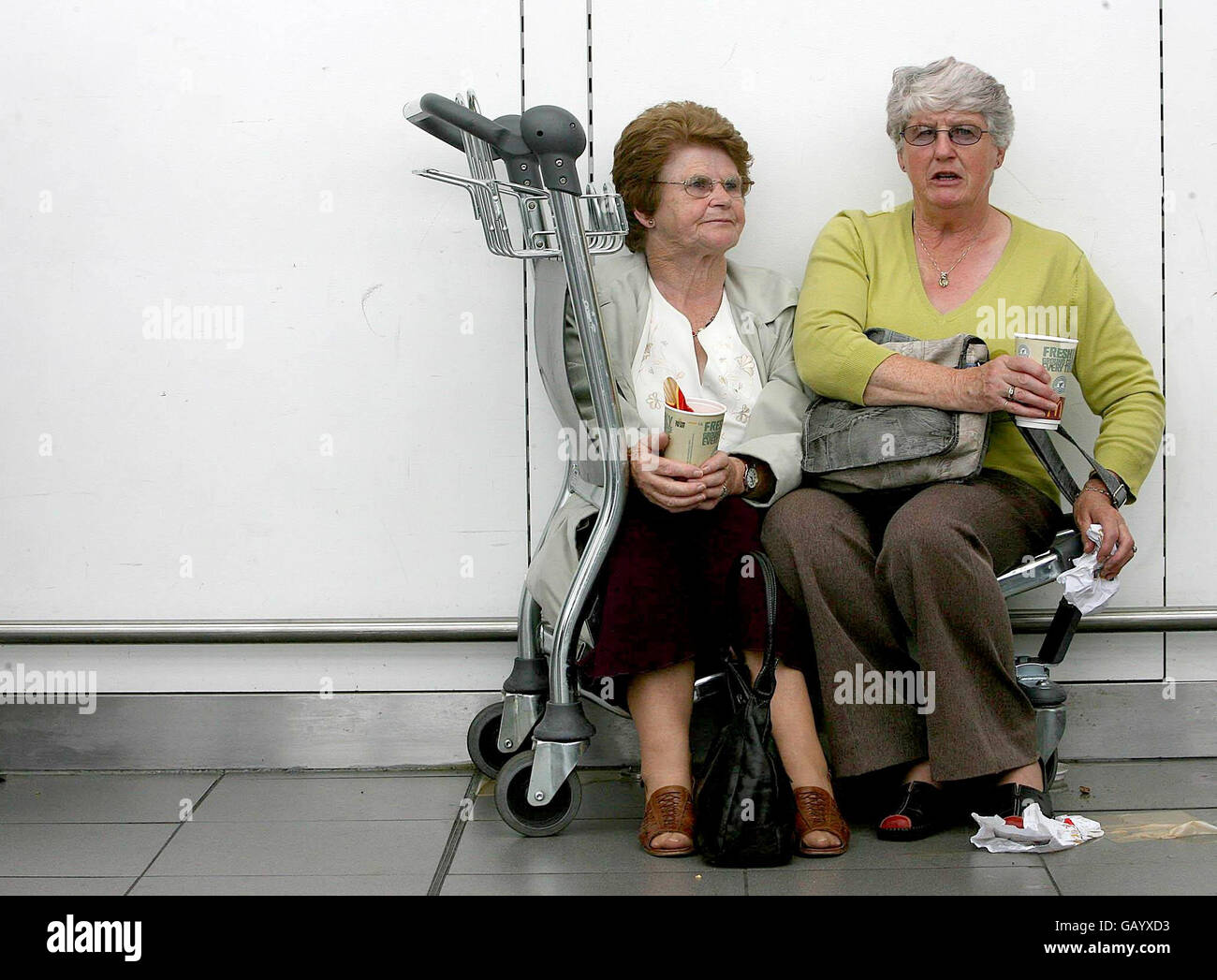 Radar failure causes airport chaos Stock Photo - Alamy