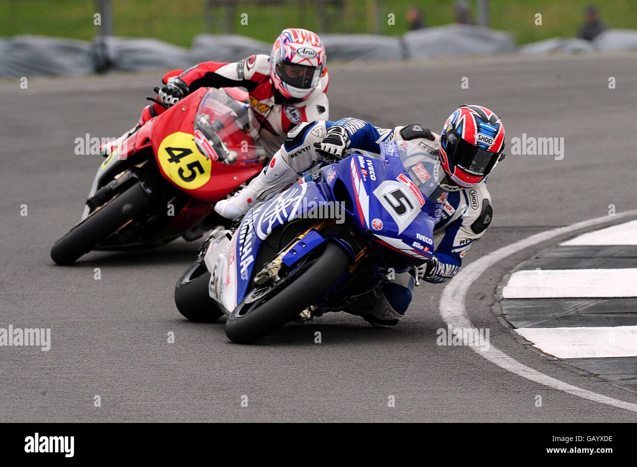 Rob Mac Yamaha's Stuart Karl Harris (front) and STP Superbike's Chris ...