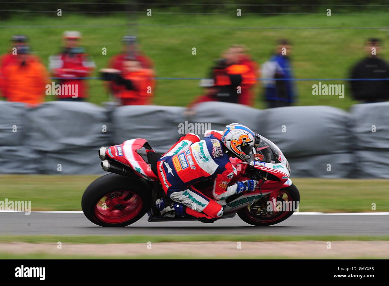Moto - Bennetts British Superbike Championship - Free Practice ...