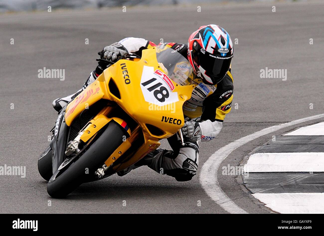 Moto - Bennetts British Superbike Championship - Free Practice ...