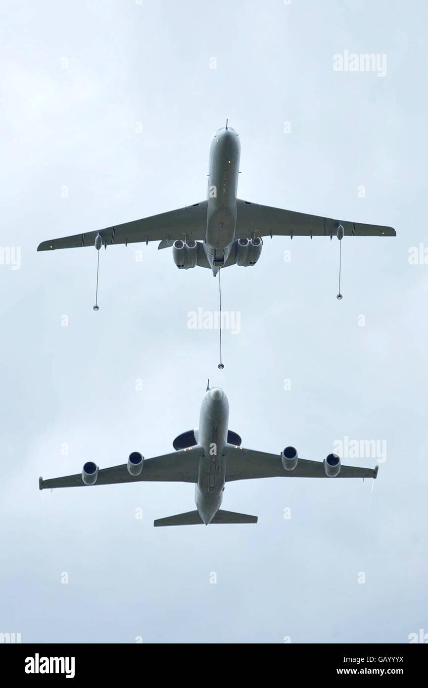 RAF receives new Queen's colours Stock Photo - Alamy