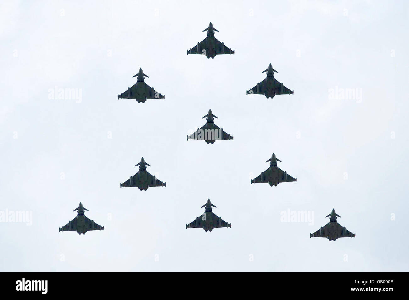 RAF receives new Queen's colours Stock Photo - Alamy