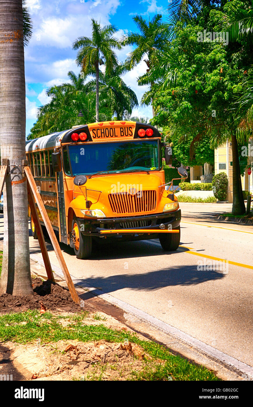 Fl school bus hi-res stock photography and images - Alamy