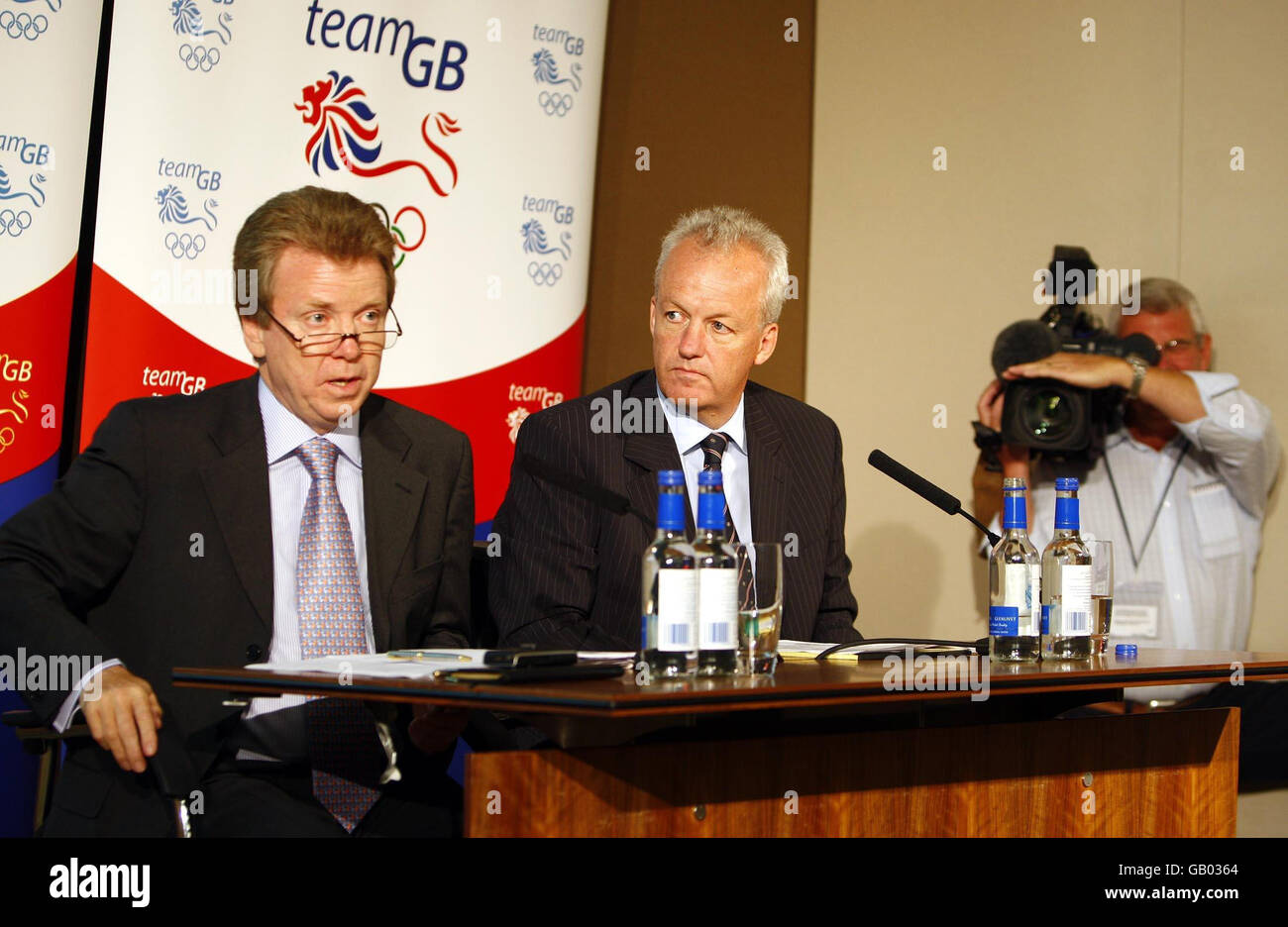 British athletics logo hi-res stock photography and images - Alamy