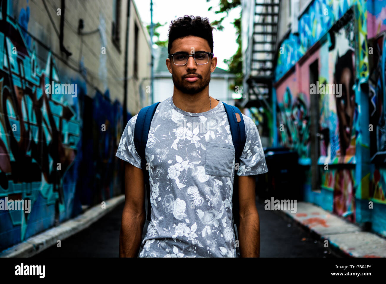 Peaking in Kensington Stock Photo - Alamy