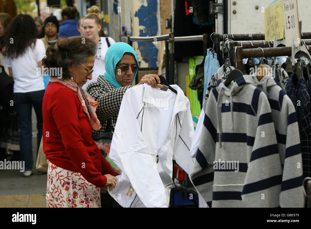 Roman market stall hi-res stock photography and images - Alamy