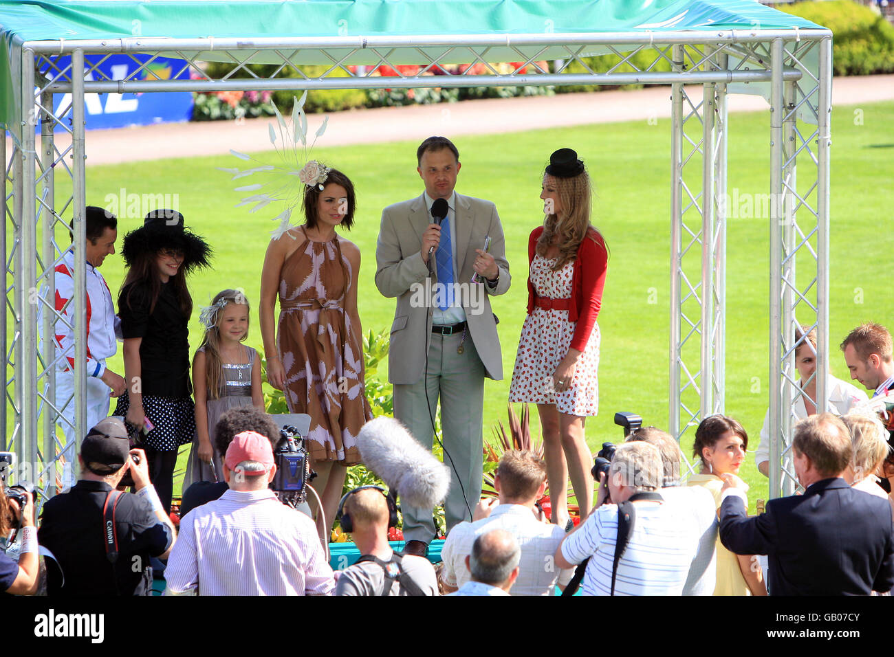 Horse Racing - Coral Eclipse Day - Sandown Park. TV presenter Sarah ...