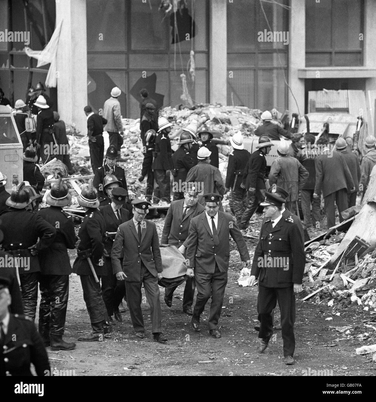 Disasters and Accidents - Ronan Point Blcok of Flats Collapse Stock ...