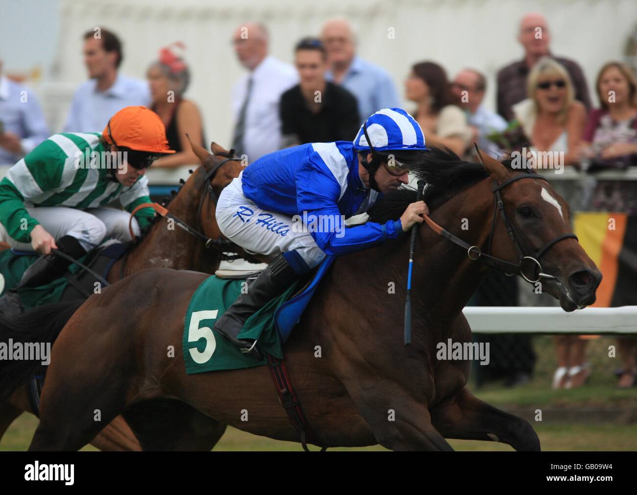 Horse Racing - Ladies Rhythm & Rock Night - Great Yarmouth Racecourse ...