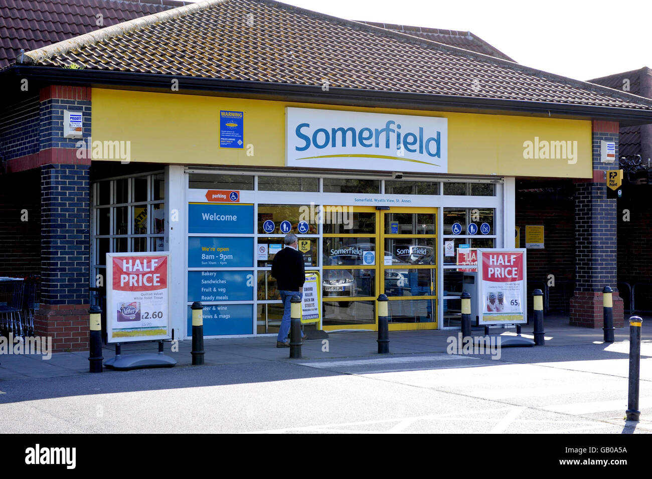 Somerfield Supermarket High Resolution Stock Photography and Images - Alamy